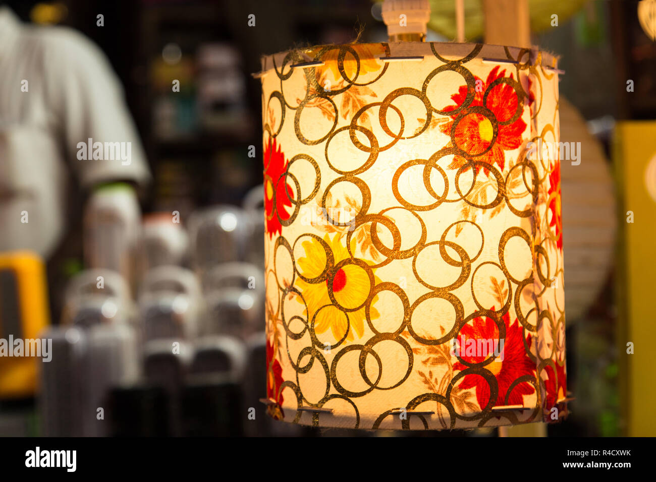 Streetside shop in india hi-res stock photography and images - Alamy