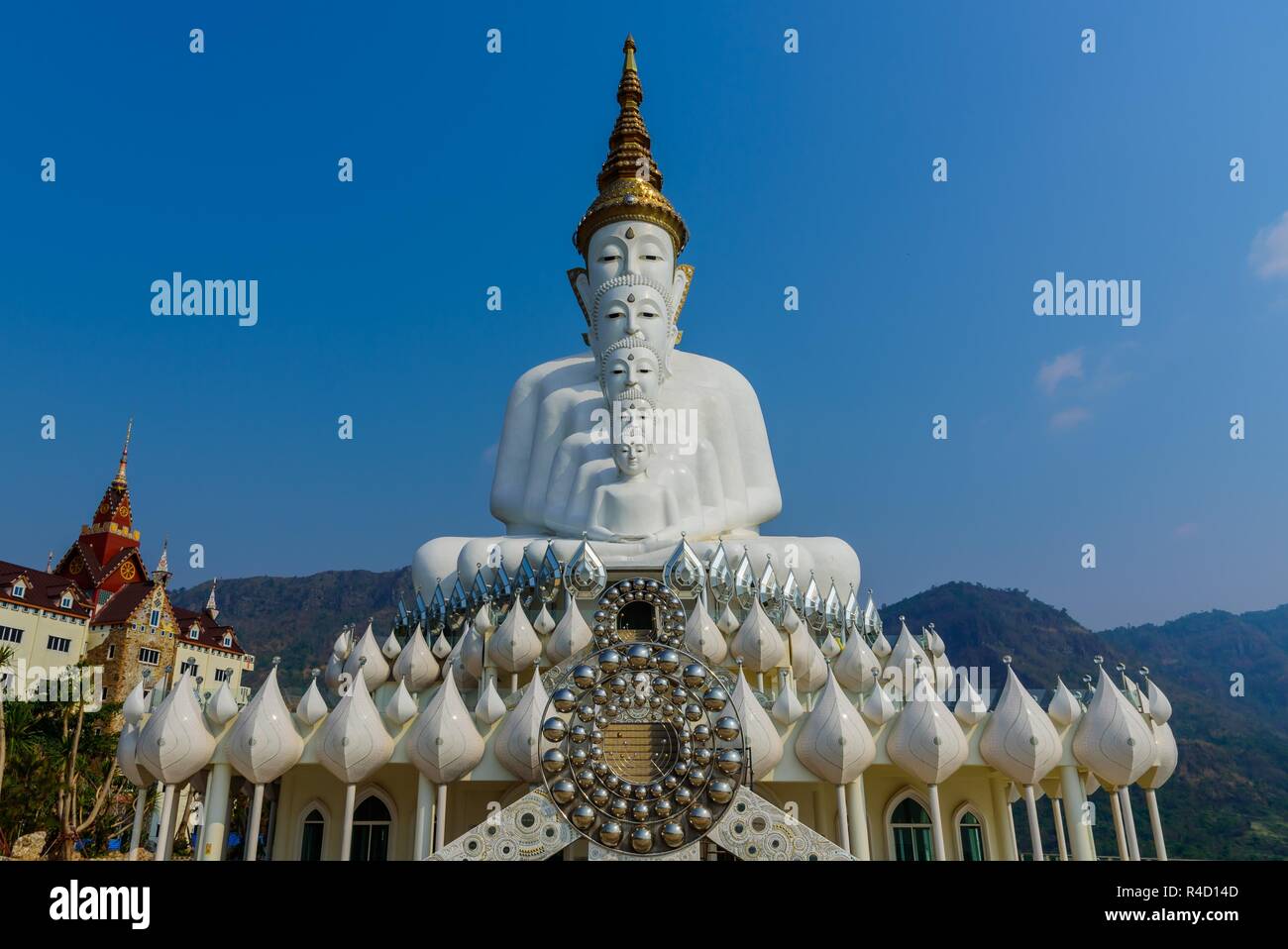 Five buddha hi-res stock photography and images - Alamy