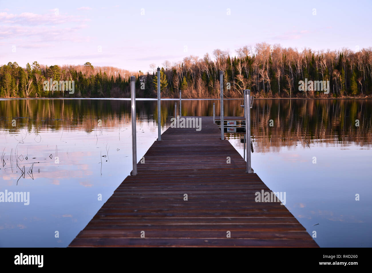 Dock image hi-res stock photography and images - Alamy