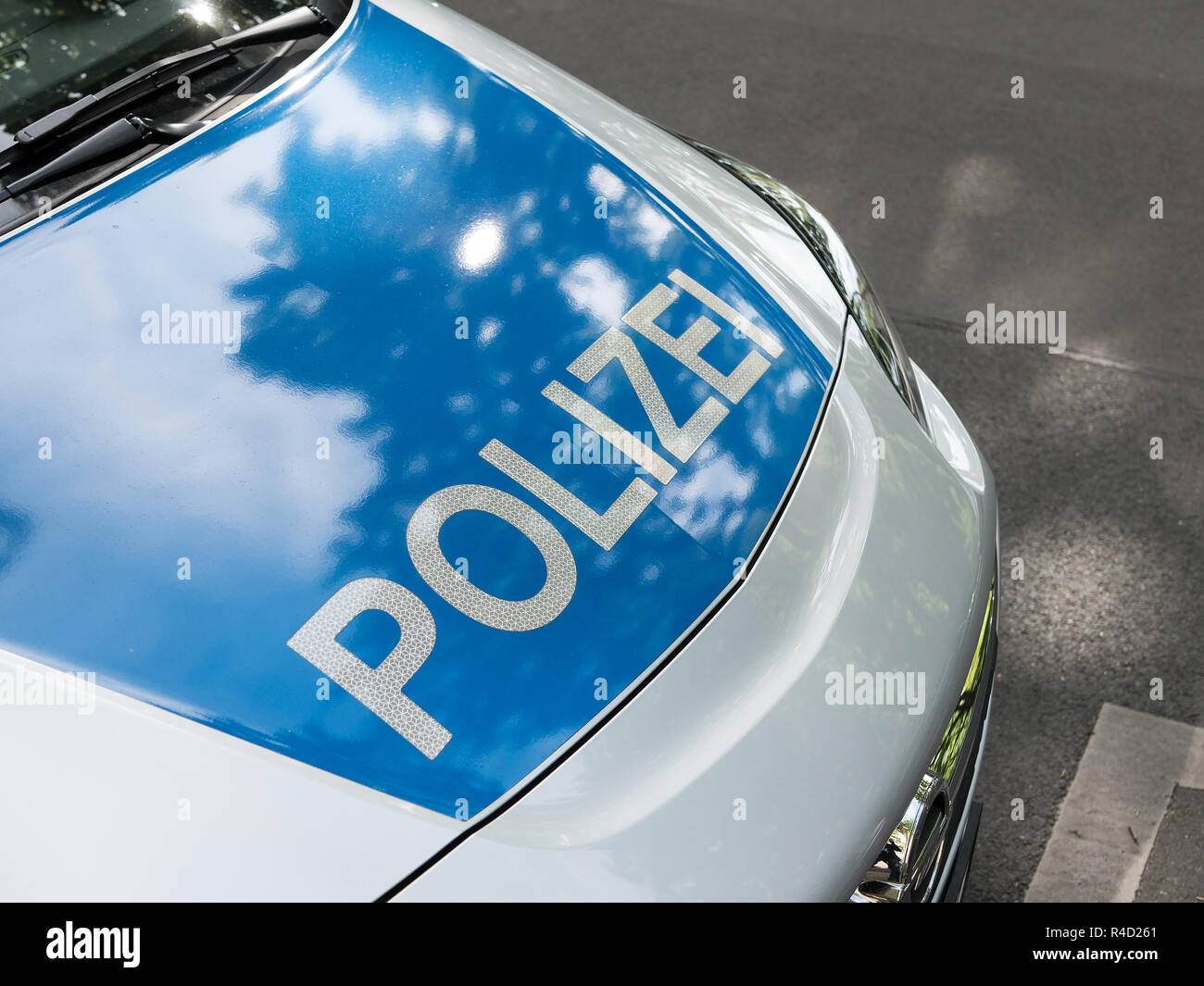 Police crime news police car hi-res stock photography and images - Alamy