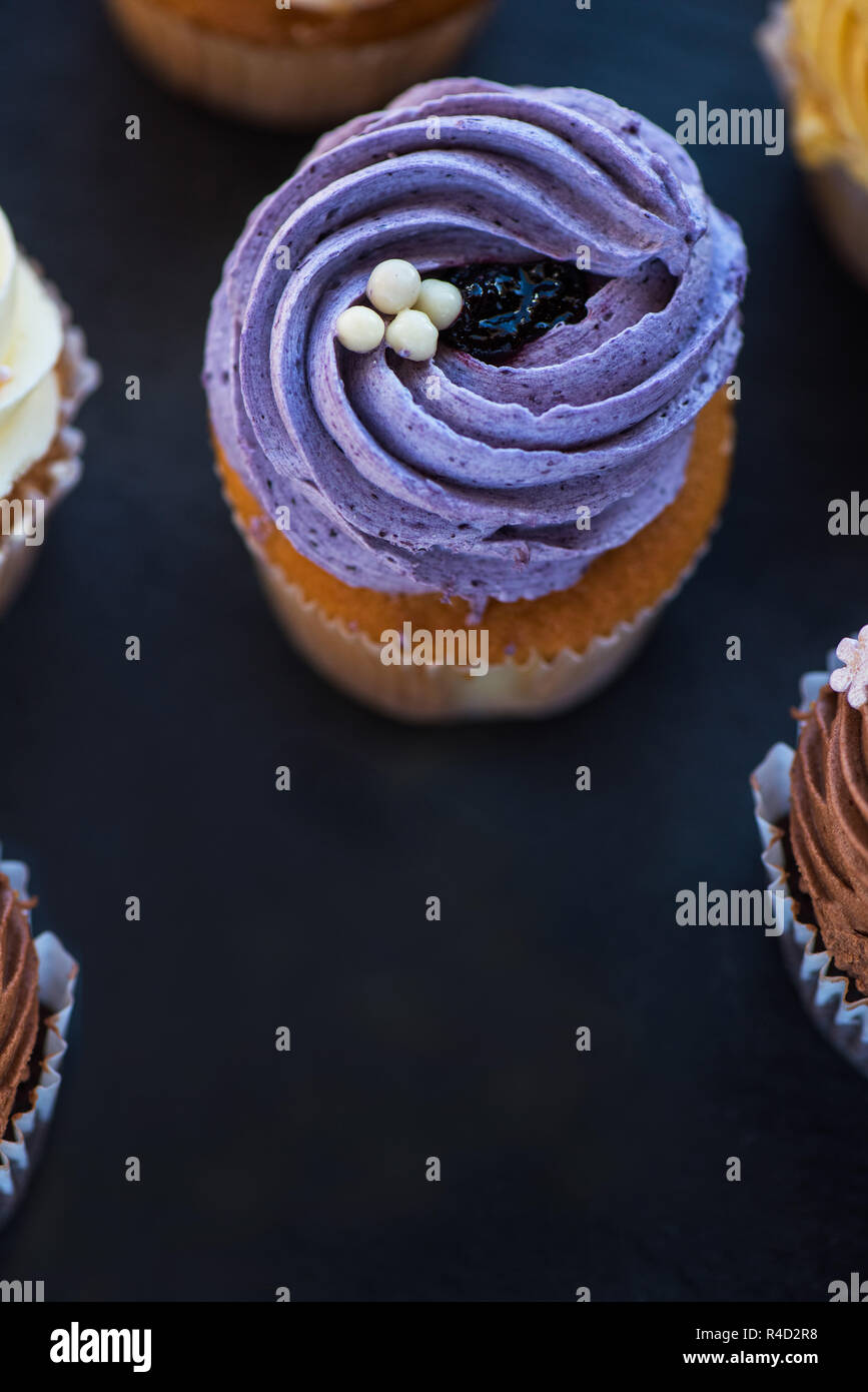 Cupcakes desert cream Stock Photo - Alamy