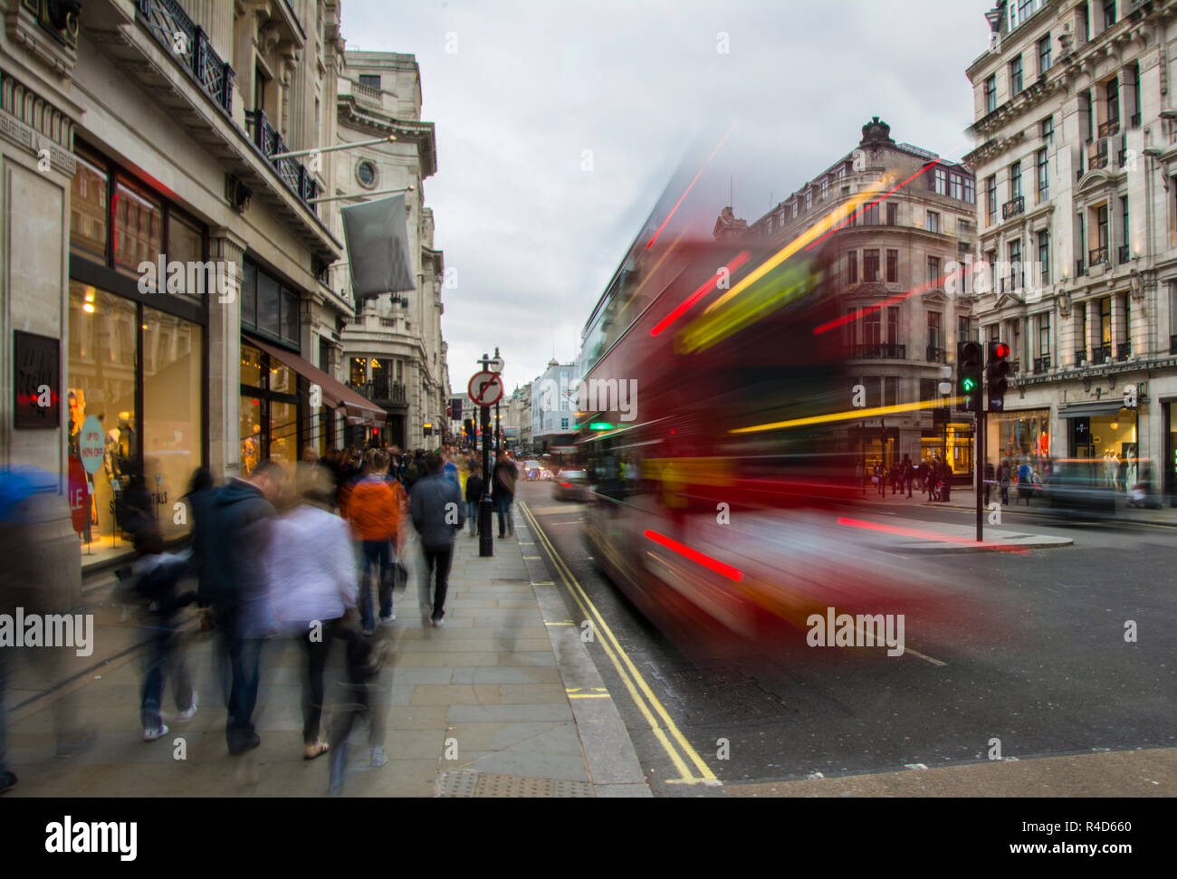 England blur movement hi-res stock photography and images - Alamy