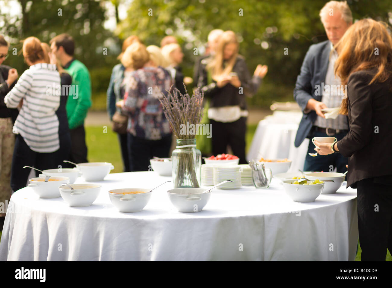 Banquet lunch break at conference meeting on hotel terrace Stock Photo ...