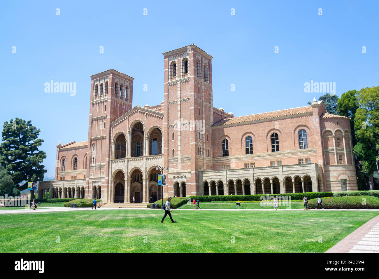 Ucla royce hall hi-res stock photography and images - Alamy
