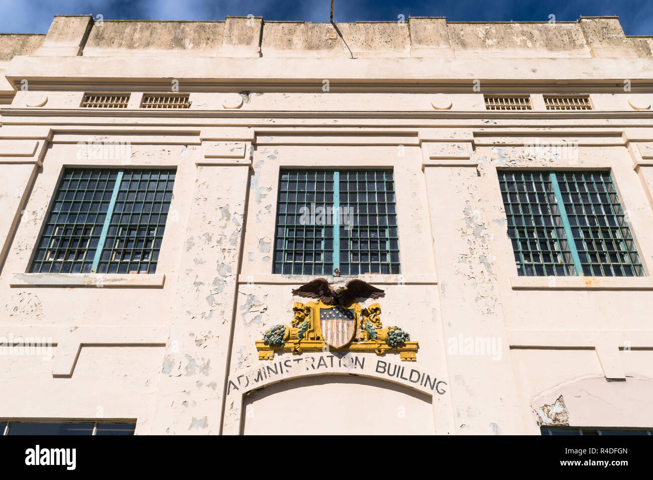 Admin block hi-res stock photography and images - Alamy