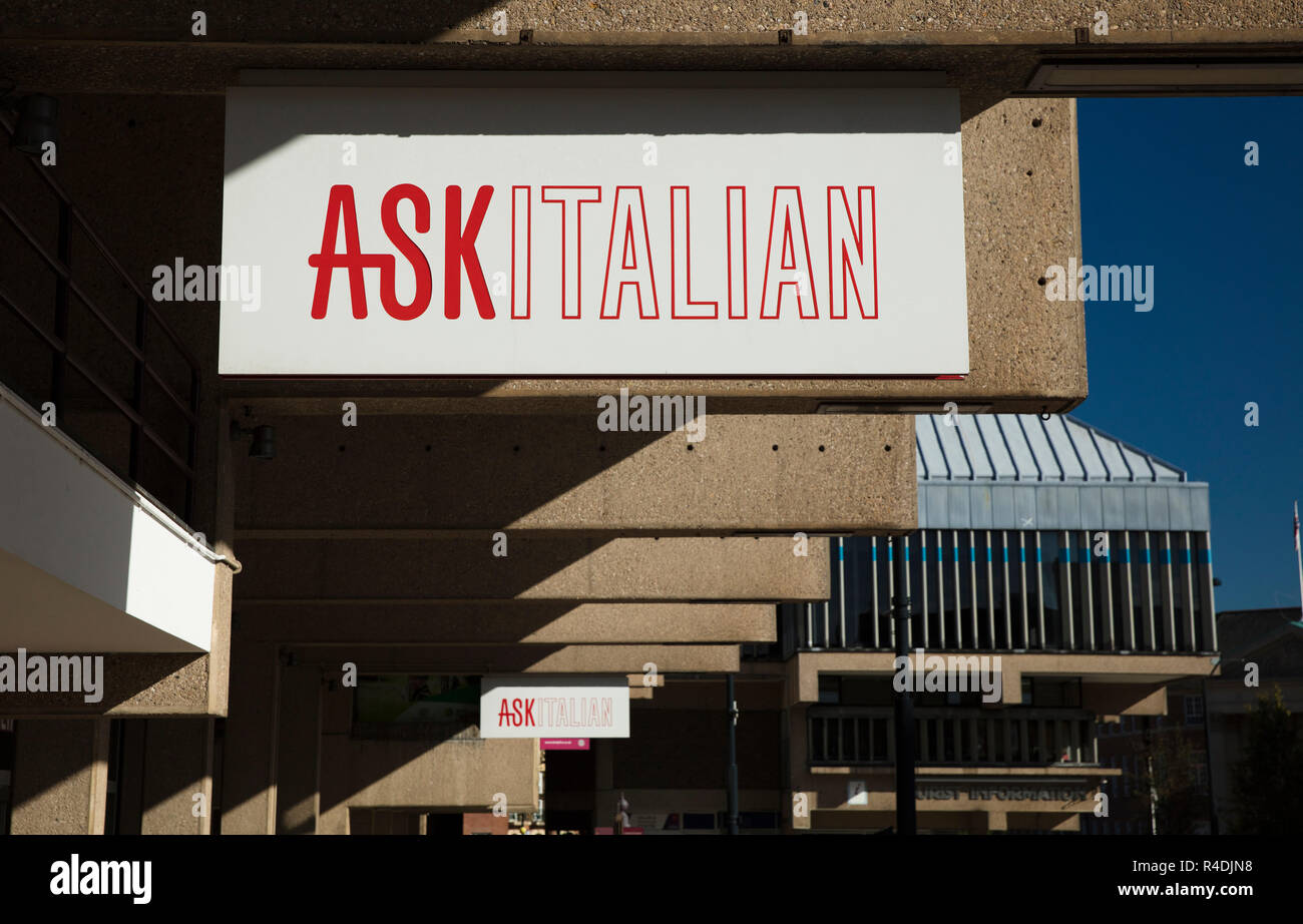 Ask italian restaurant sign hi-res stock photography and images - Alamy