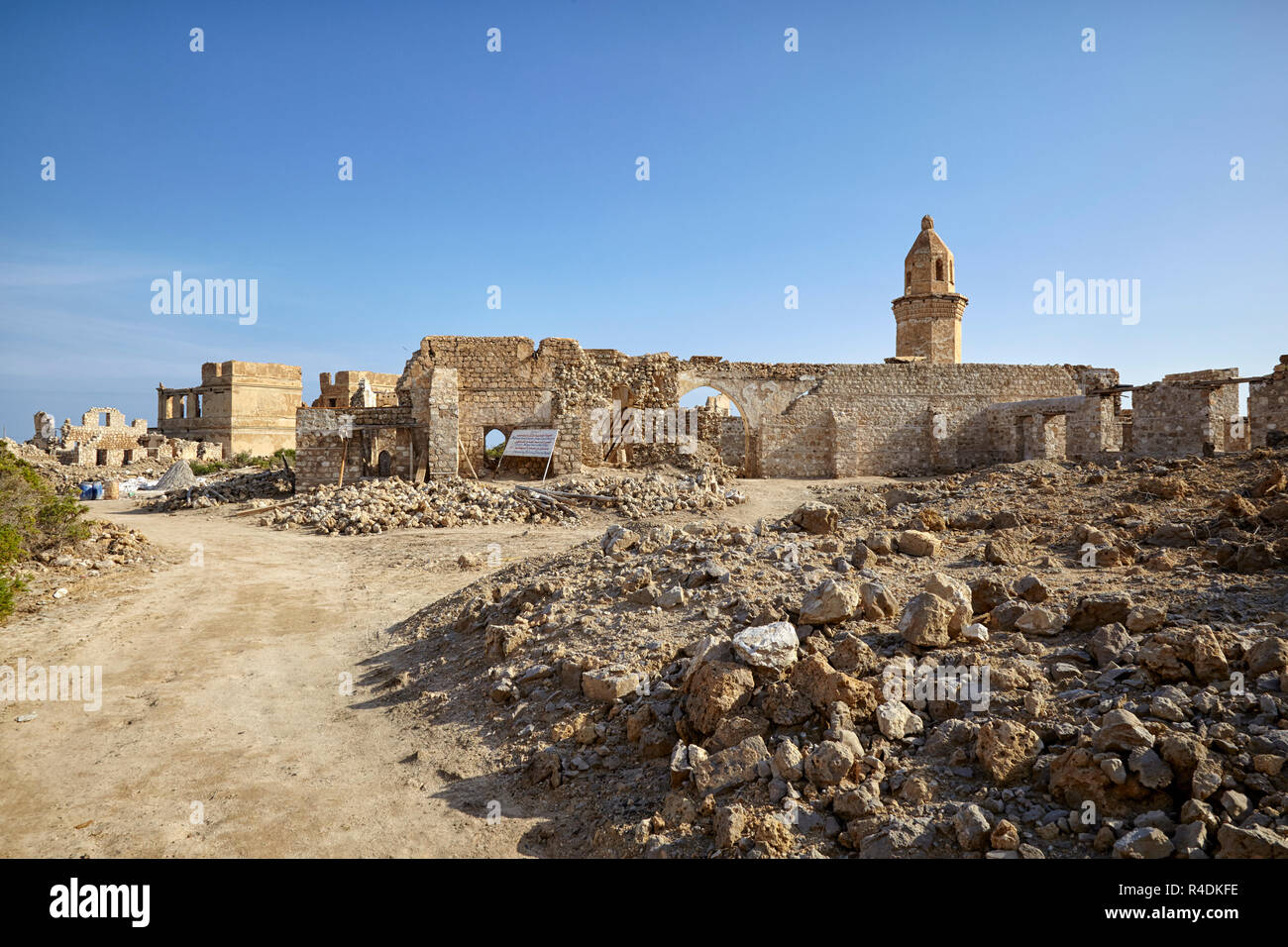 Ruins of Shafai Mosque in Suakin Sawakin, Sudan, Africa Stock Photo - Alamy