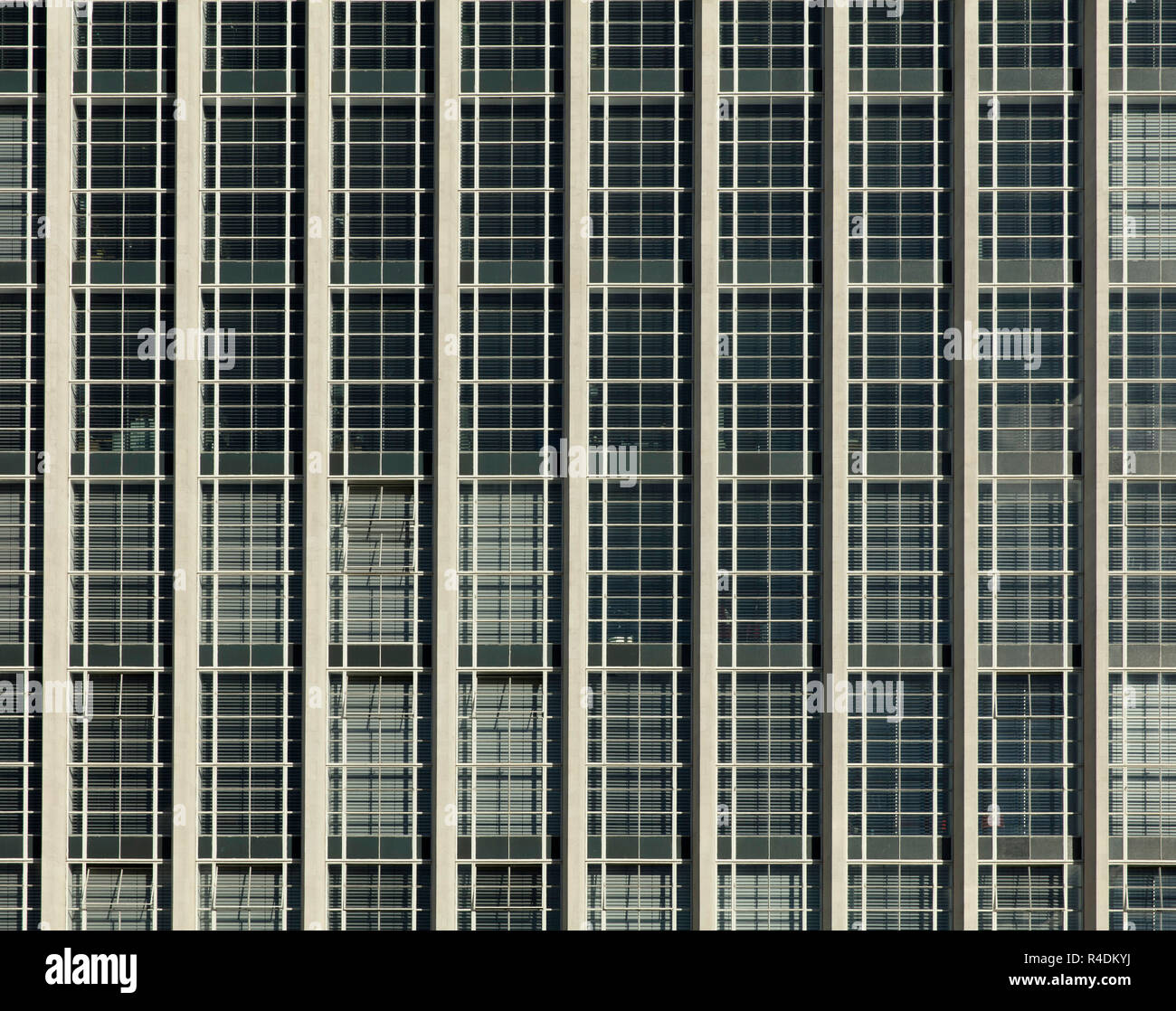 Newton building nottingham art deco hi-res stock photography and images ...