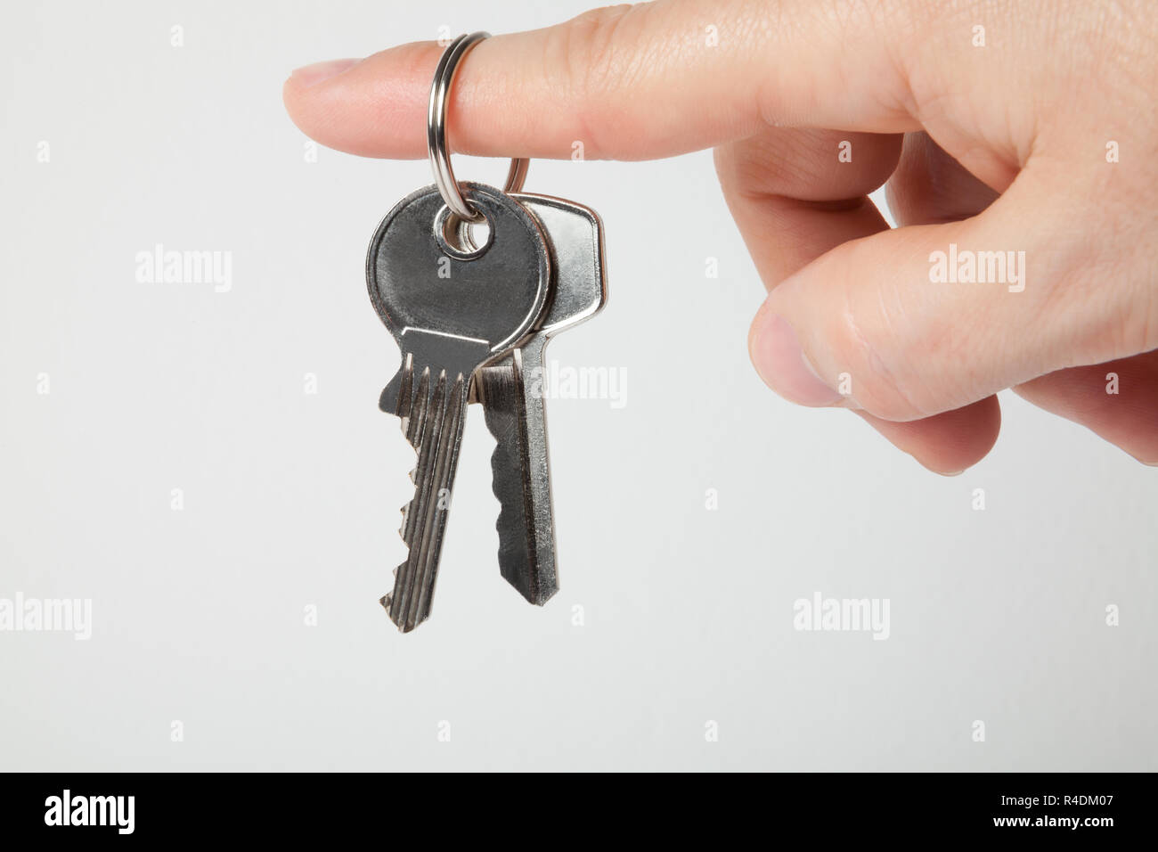 hand holding bunch of keys Stock Photo - Alamy