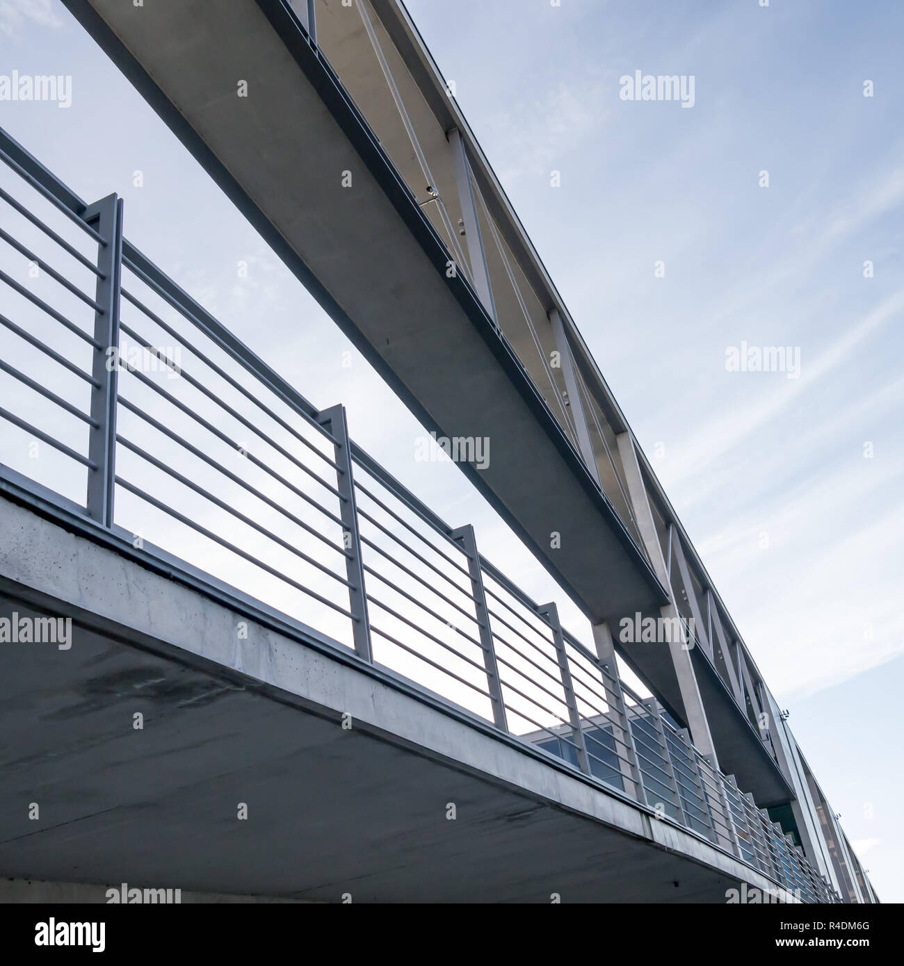 modern bridge berlin Stock Photo - Alamy