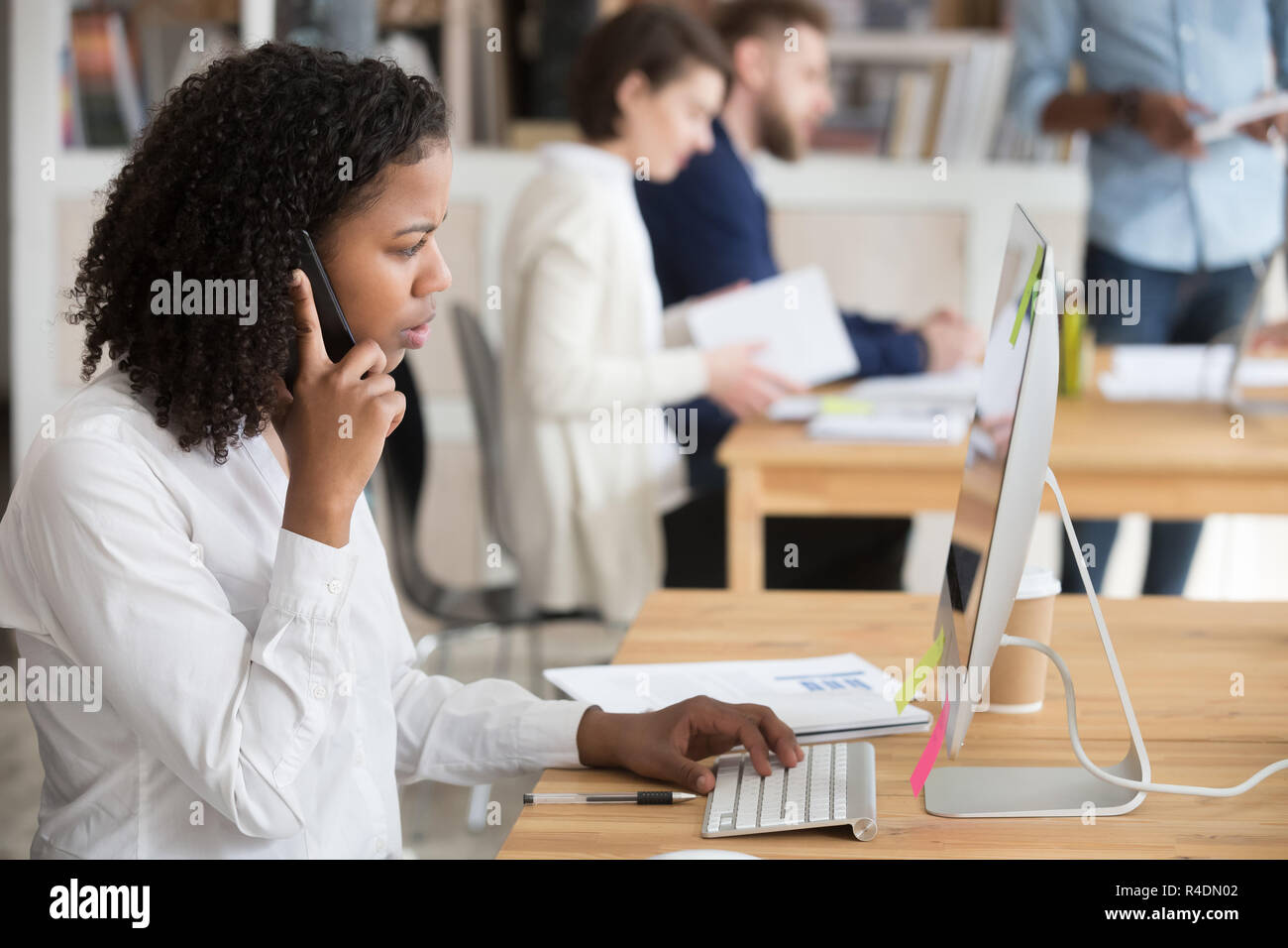 Typing client hi-res stock photography and images - Alamy