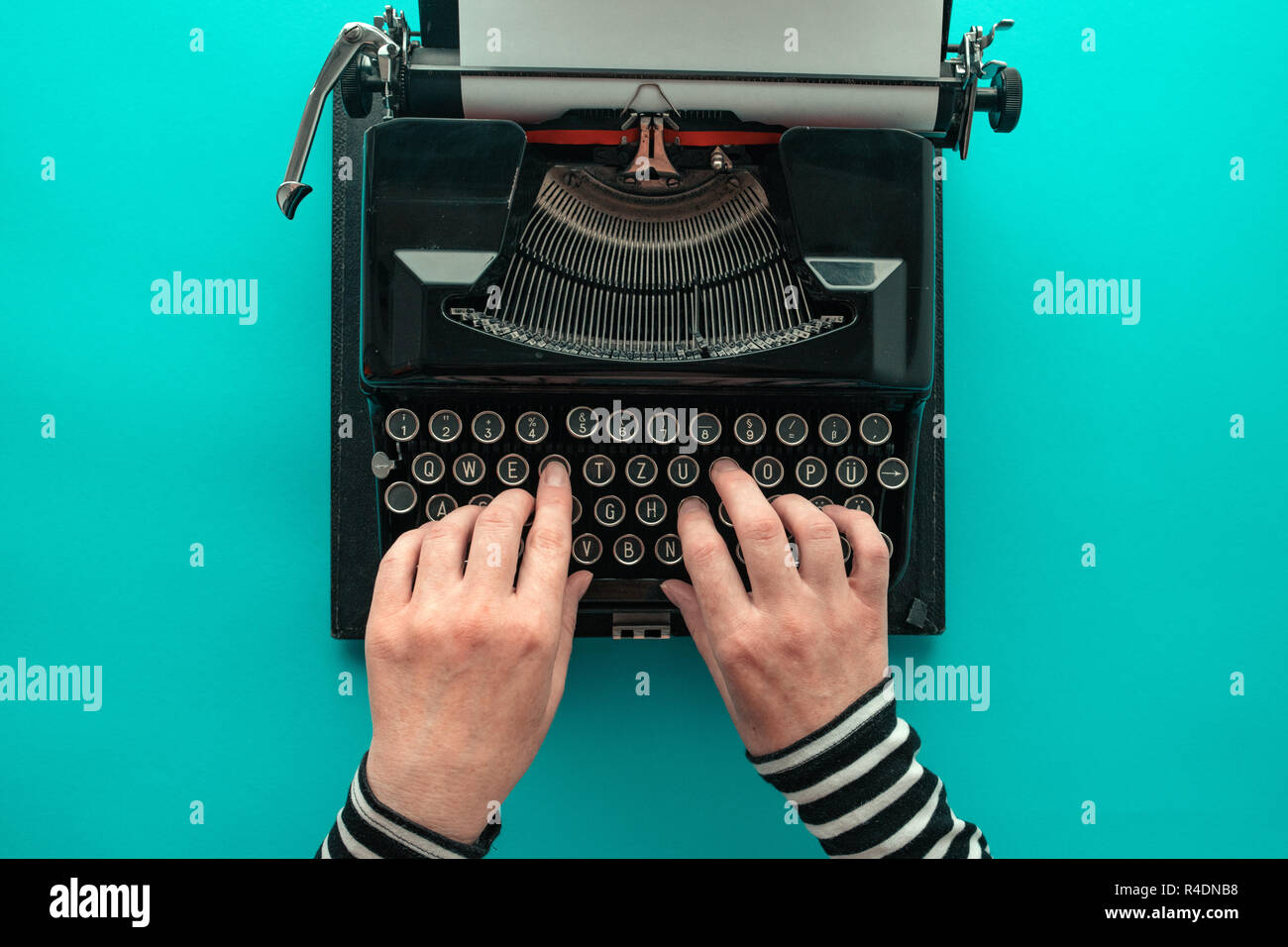 Old woman typewriter hands hi-res stock photography and images - Alamy