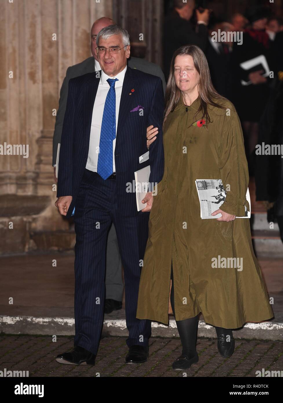 Sir michael hintze hi-res stock photography and images - Alamy