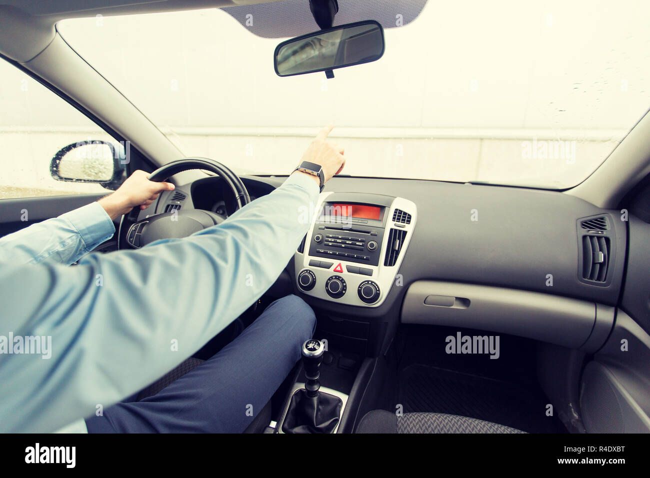 Hand pointing car engine hi-res stock photography and images - Alamy