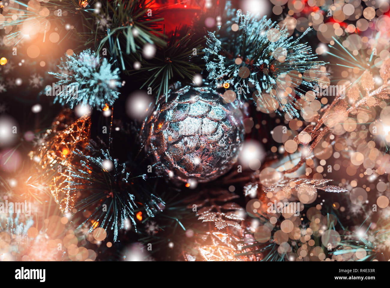 Christmas background witg bokeh light Stock Photo - Alamy