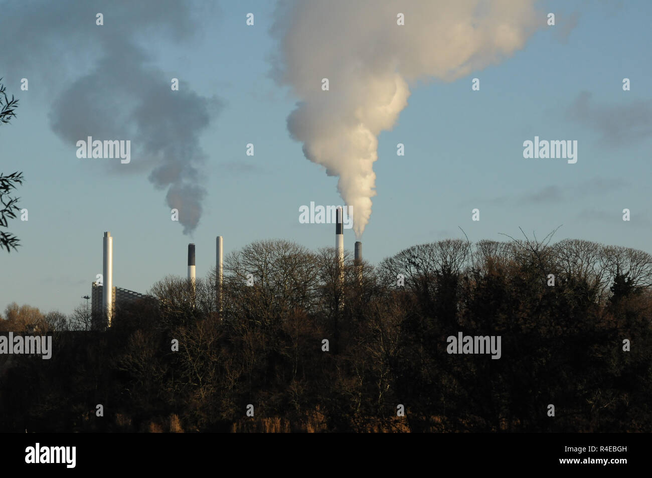 Copenhagen, Denmark. 27th Nov 2018. Global climate change issues. Smoke ...