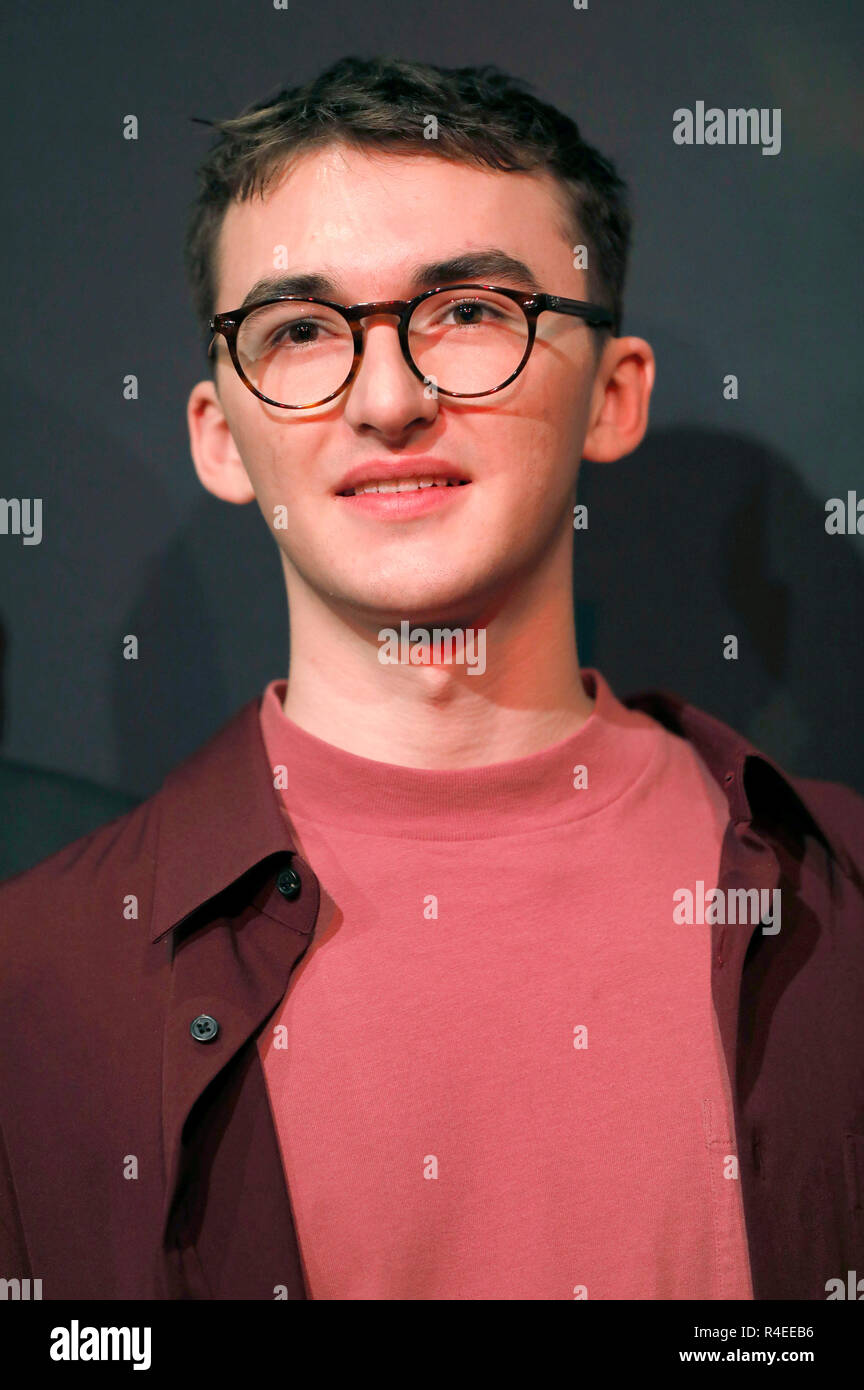 Isaac hempstead wright hi-res stock photography and images - Alamy