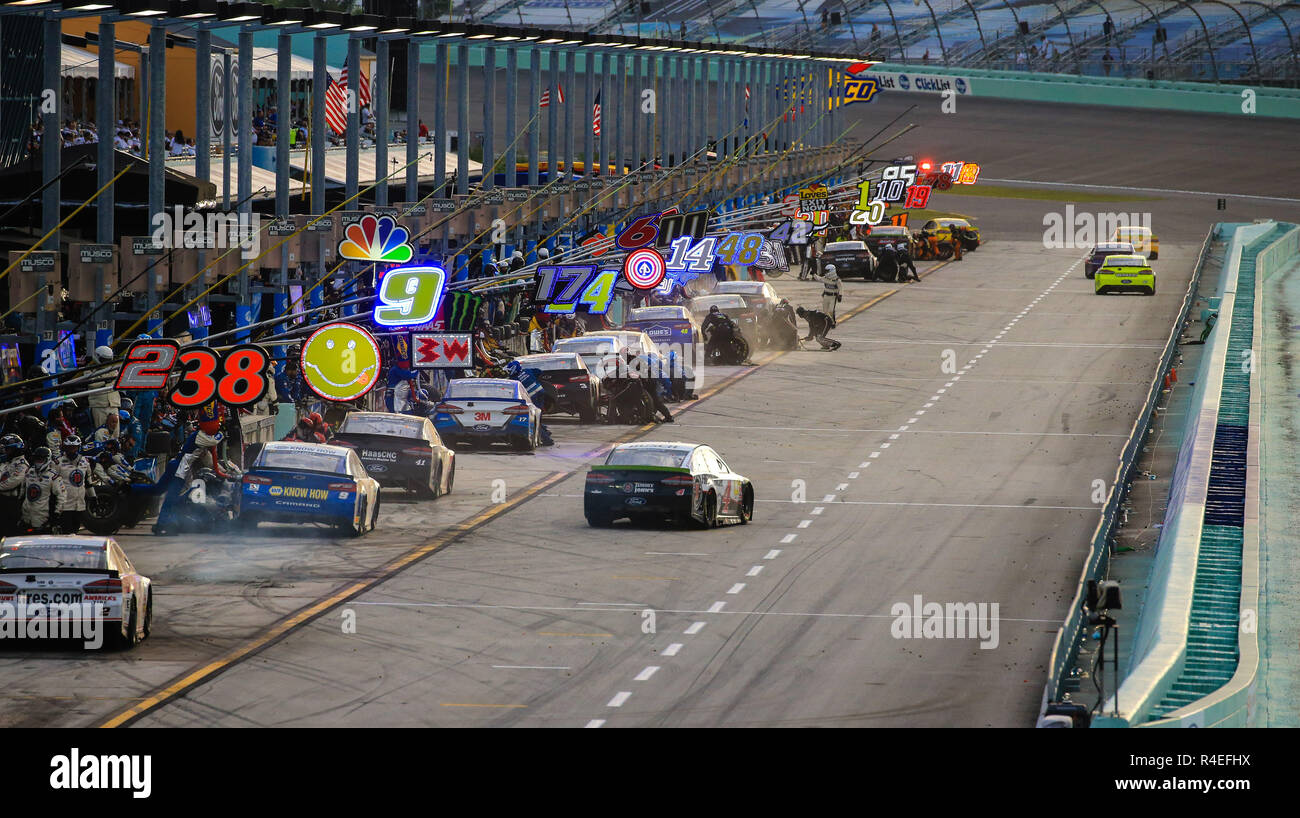 Homestead, Fla, USA. 18th Nov, 2018. Racing cars pit during the Monster ...