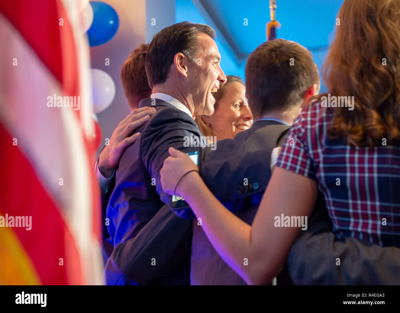 November 6, 2018 - Garden City, New York, United States - At left ...