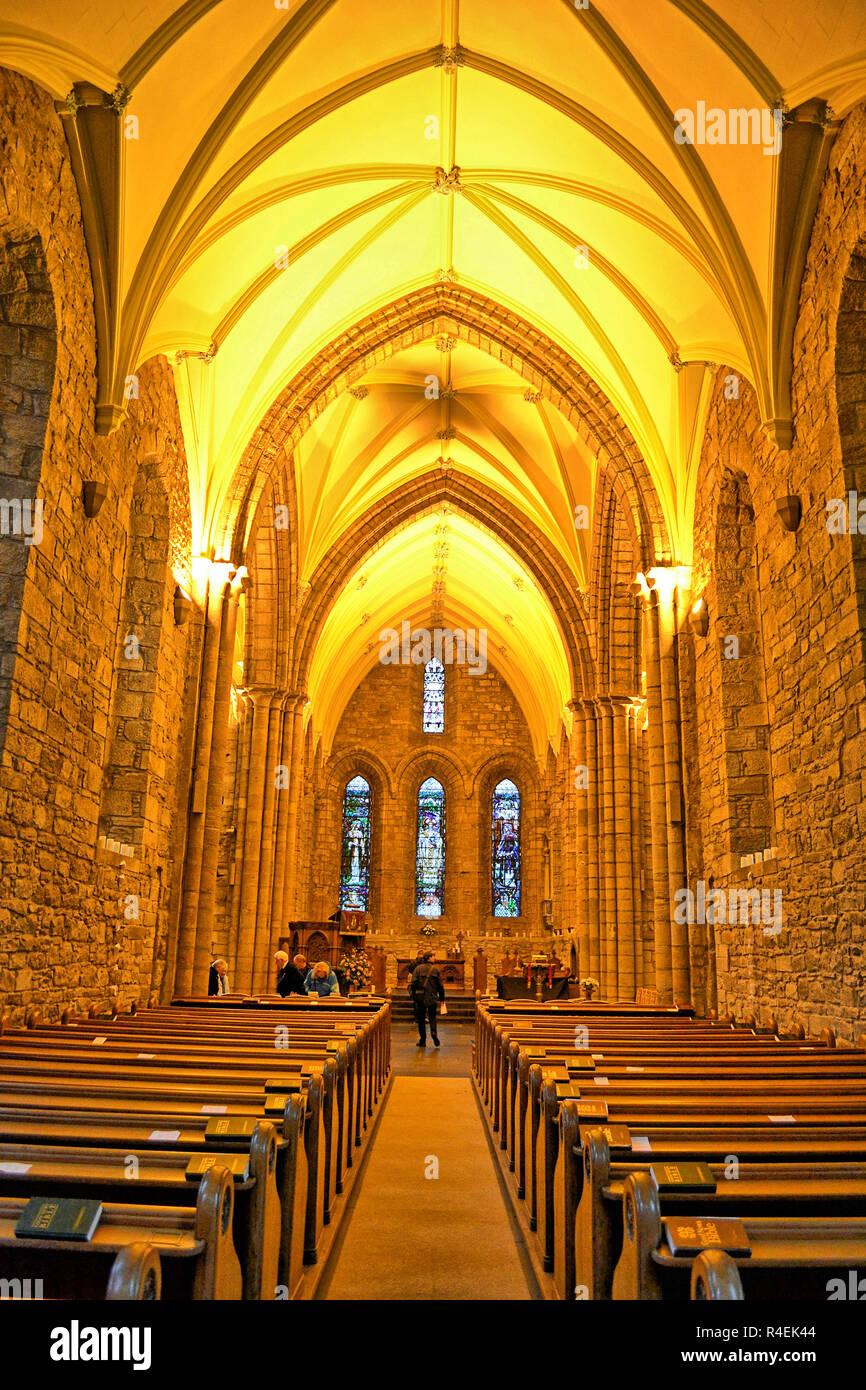Church pews scotland hi-res stock photography and images - Alamy