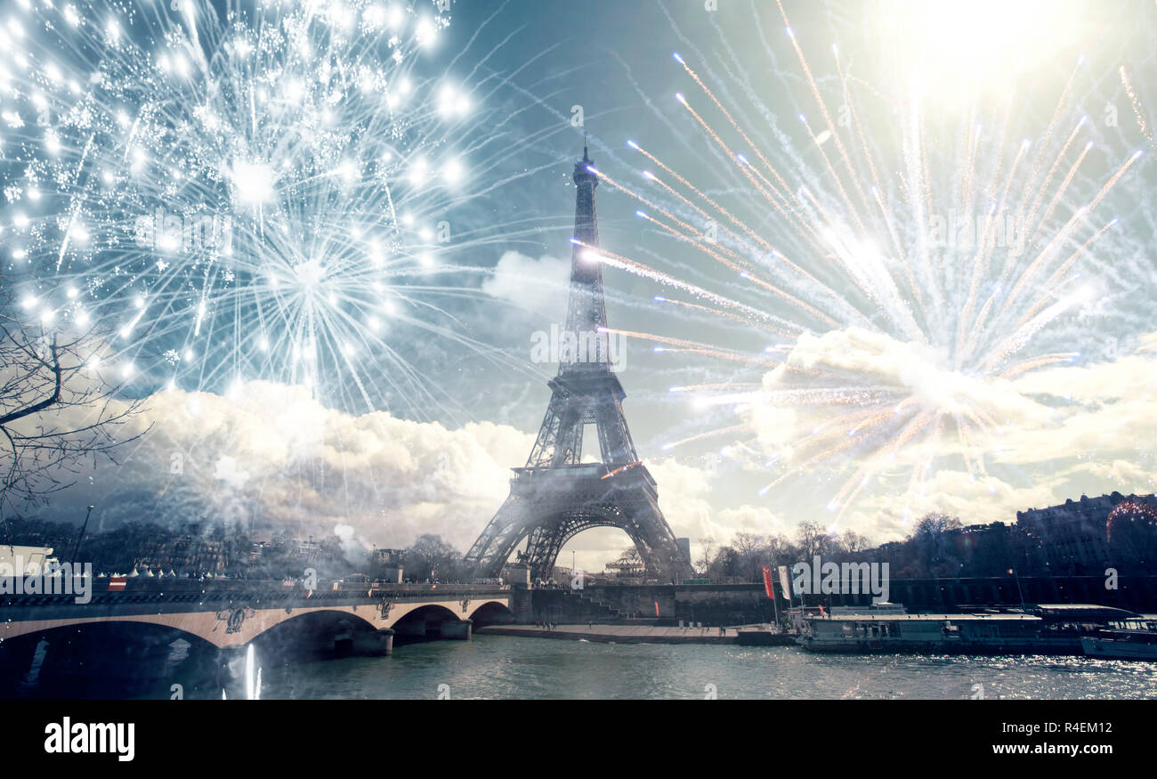 Eiffel tower (Paris, France) with fireworks Stock Photo - Alamy