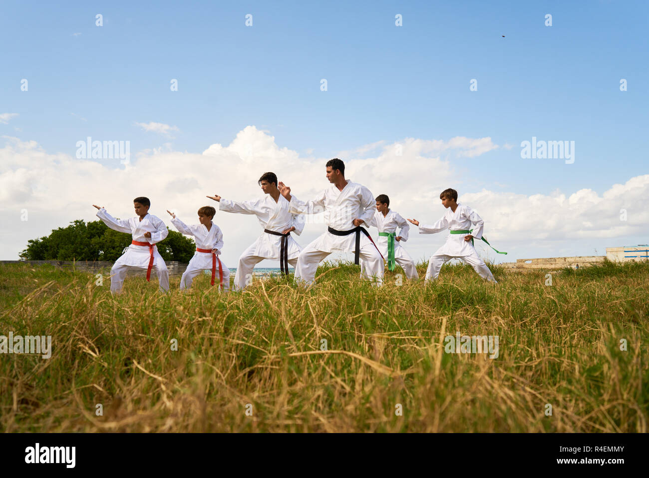 Outdoor karate lesson hi-res stock photography and images - Alamy