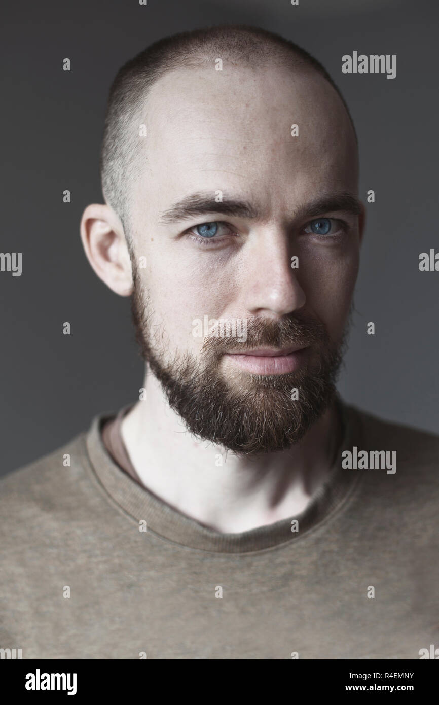 Portrait of a man with a beard Stock Photo - Alamy