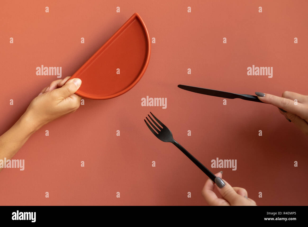 Hands holding the knife hi-res stock photography and images - Alamy