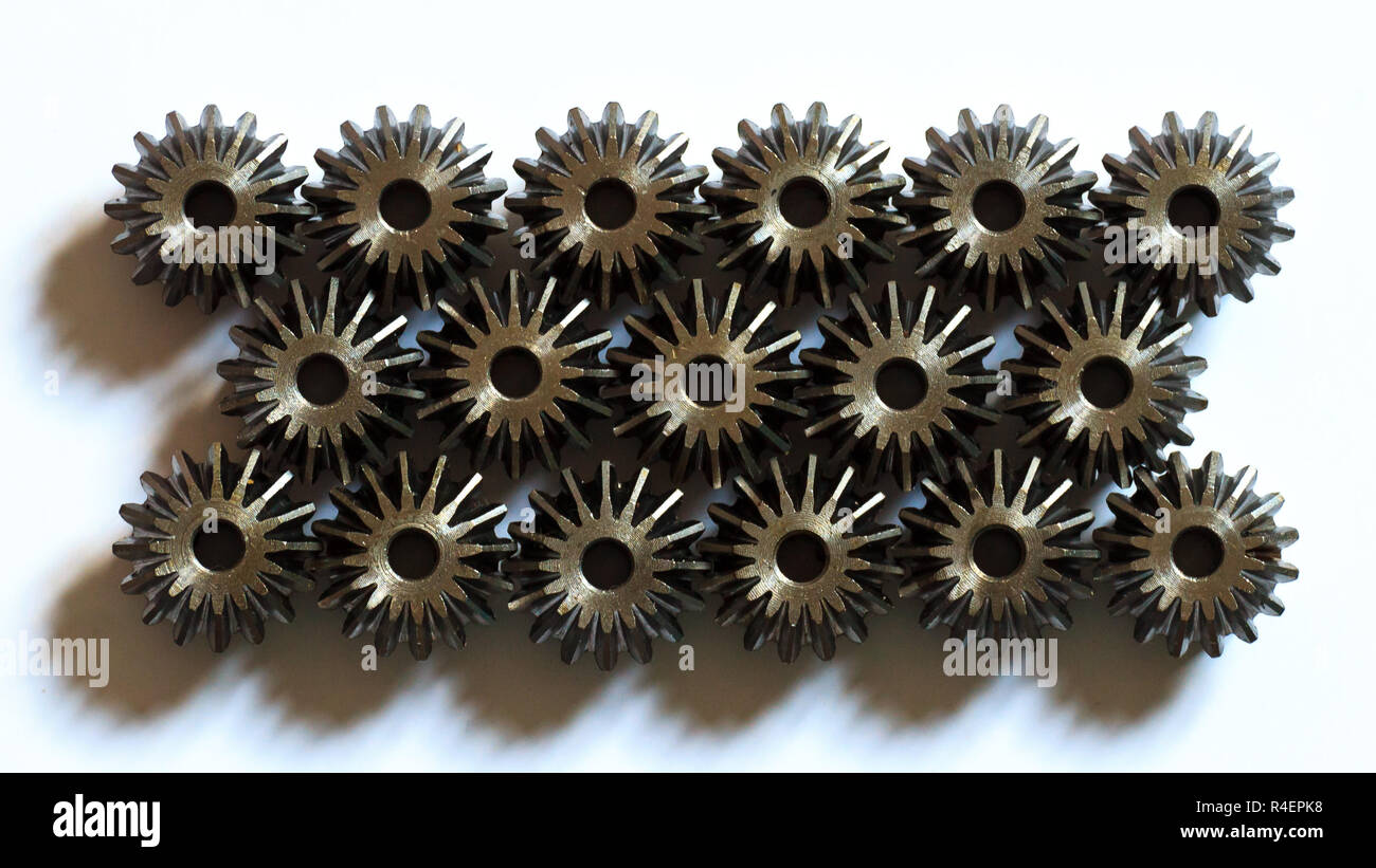 Spur gears hi-res stock photography and images - Alamy