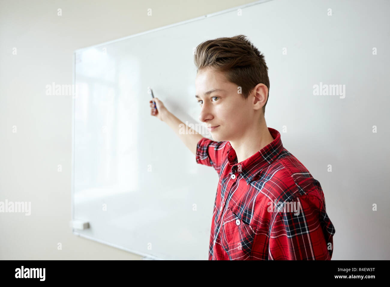 Teen boy presentation class hi-res stock photography and images - Alamy