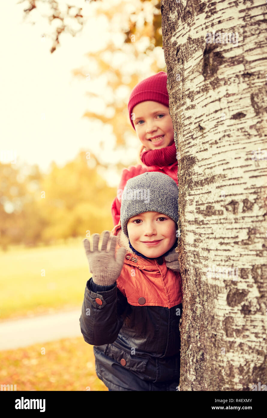 Hello hallo children hi-res stock photography and images - Alamy