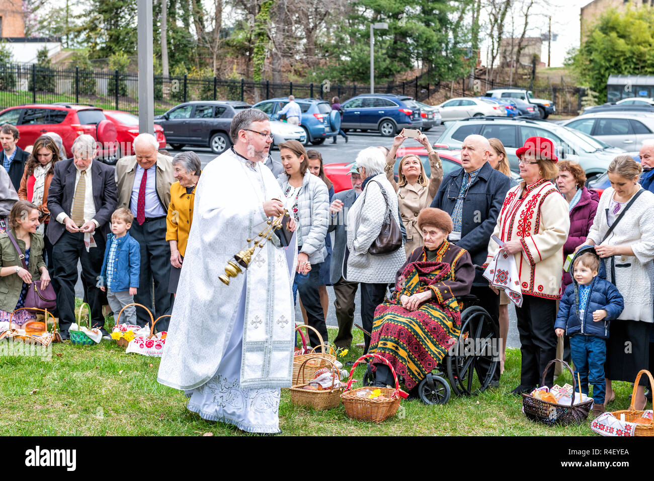 Catholic priest blessing hi-res stock photography and images - Alamy