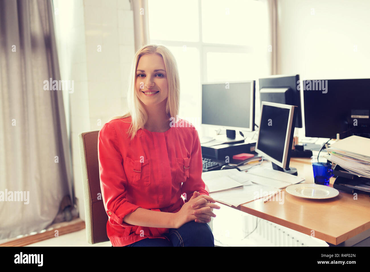 Monitors photo studio hi-res stock photography and images - Alamy