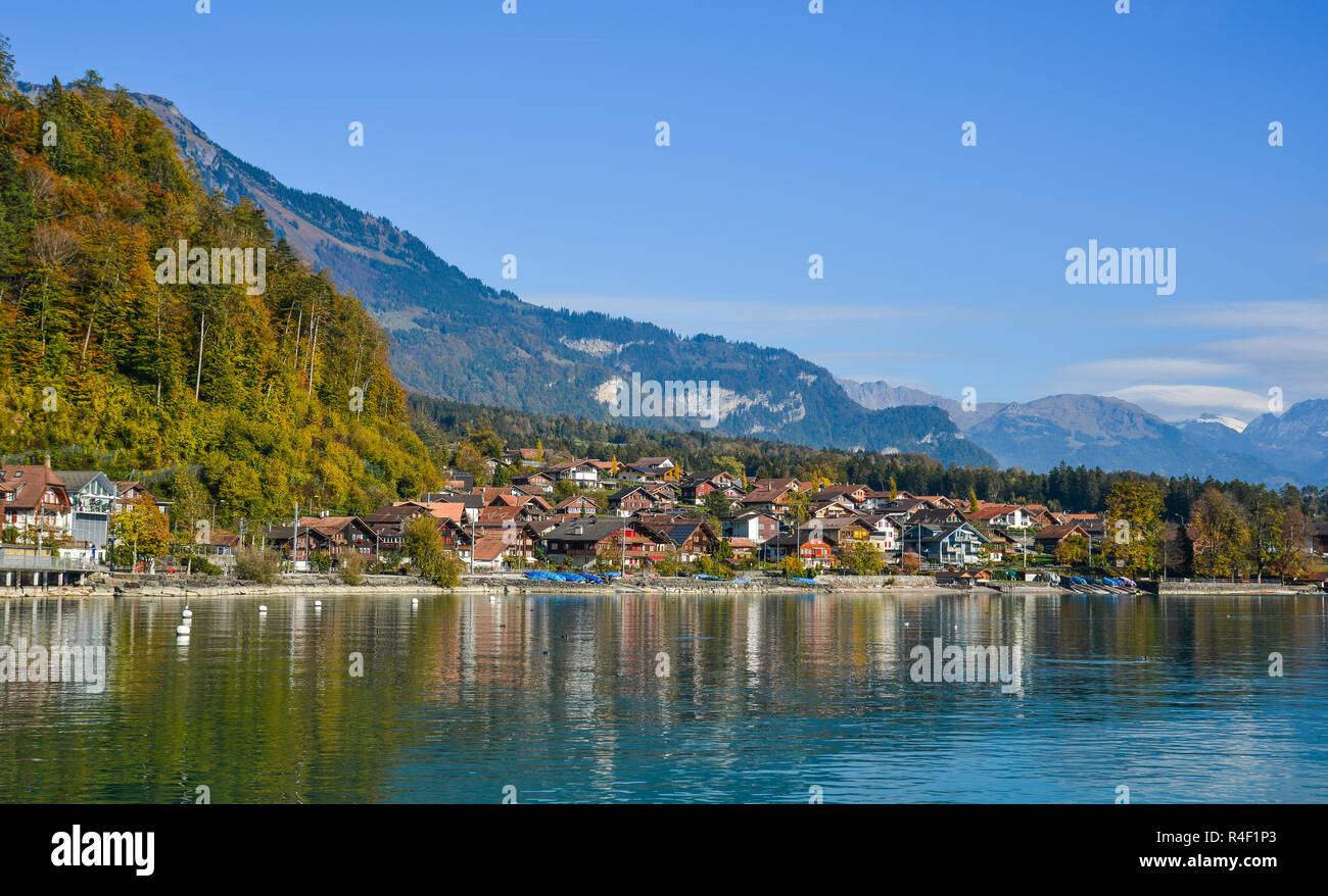 Beautiful scenery of Lake Brienz, Switzerland. The turquoise Lake ...