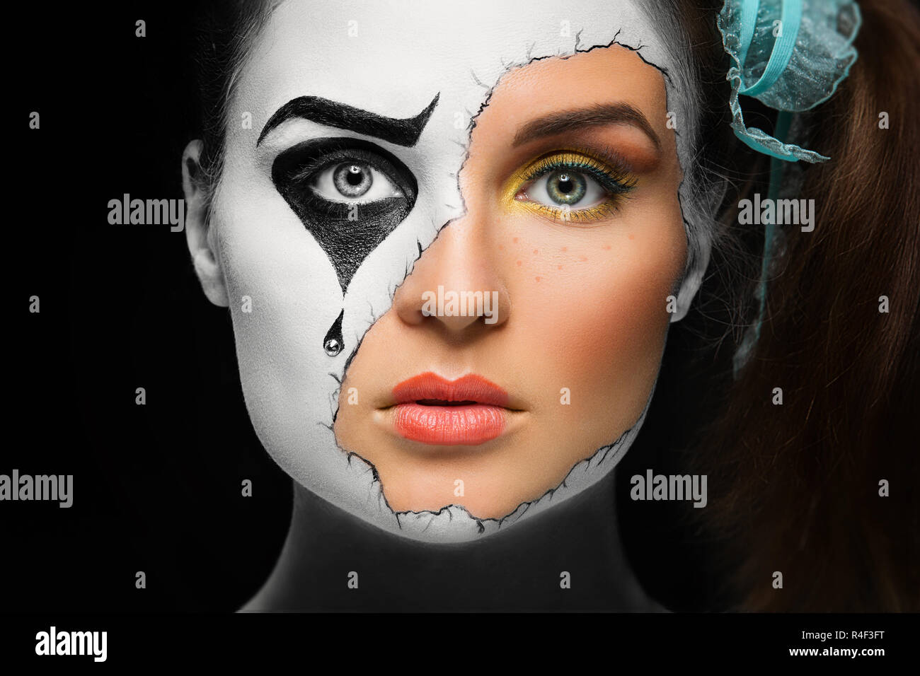 Weeping mask hi-res stock photography and images - Alamy