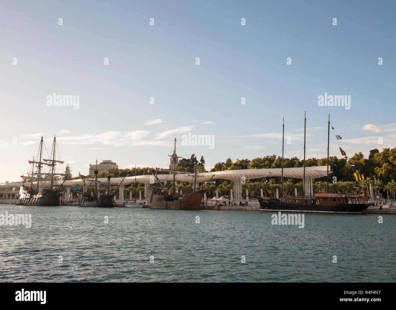 Replicas of the spanish vessels Galeón Andalucía, Nao Victoria and Nao ...