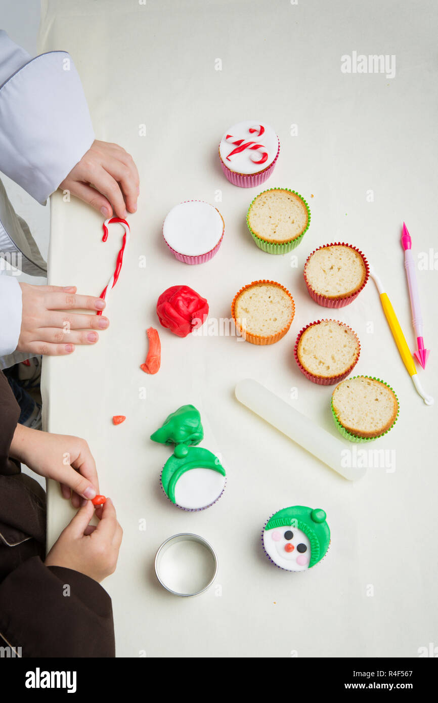 Children hand decorated christmas hi-res stock photography and images ...