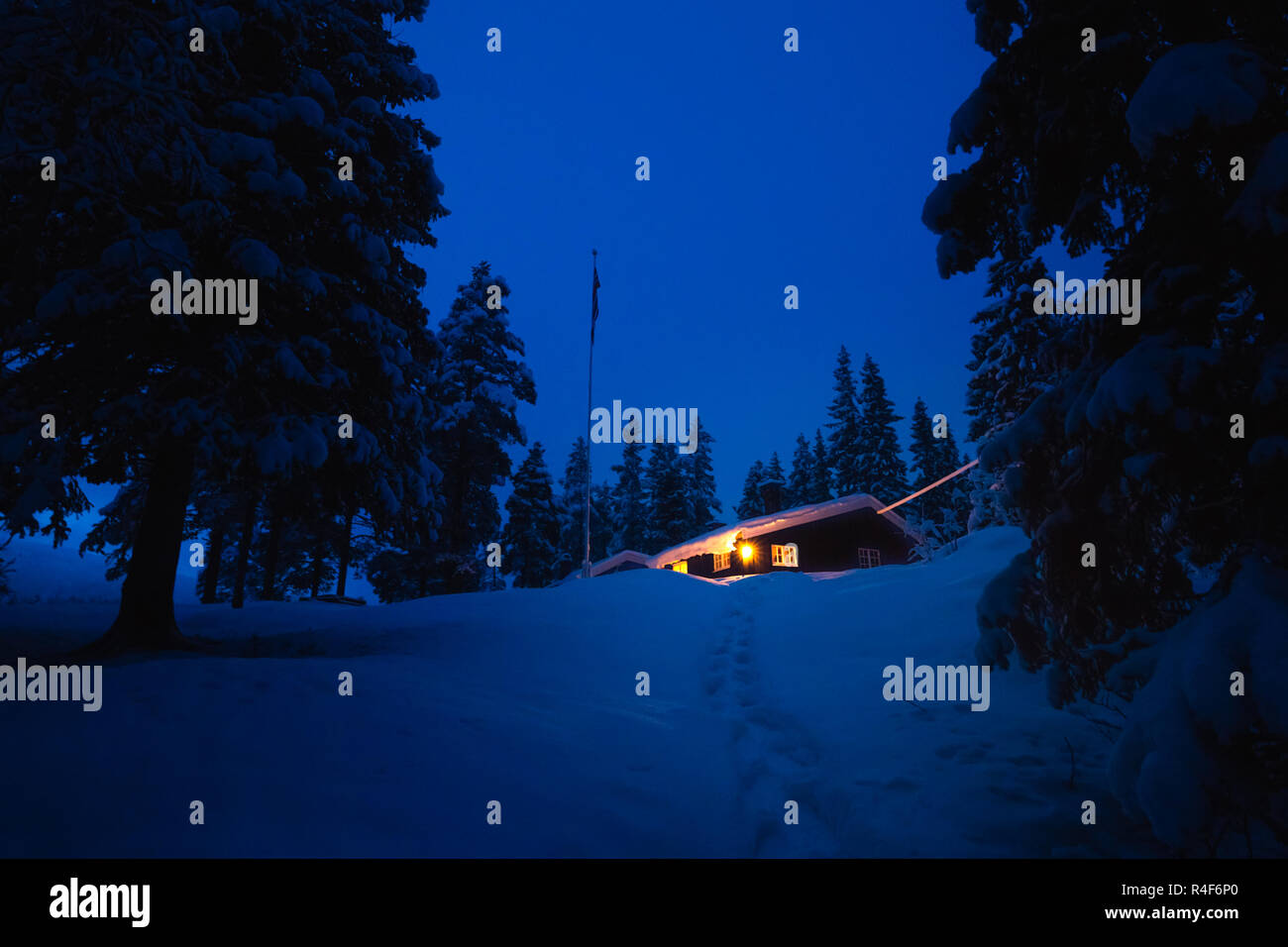 Scandinavian cabin hi-res stock photography and images - Alamy