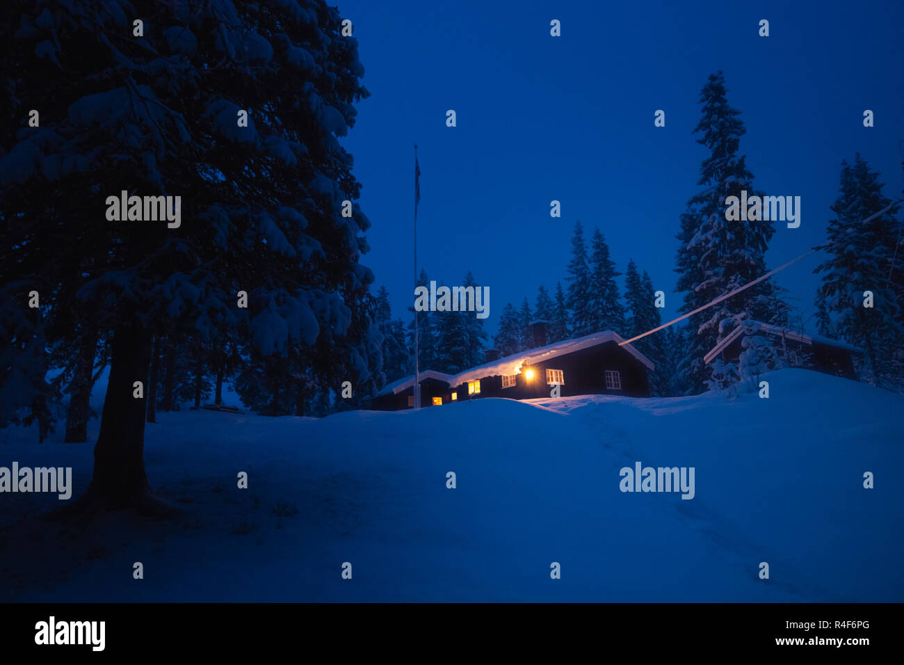 Scandinavian cabin hi-res stock photography and images - Alamy