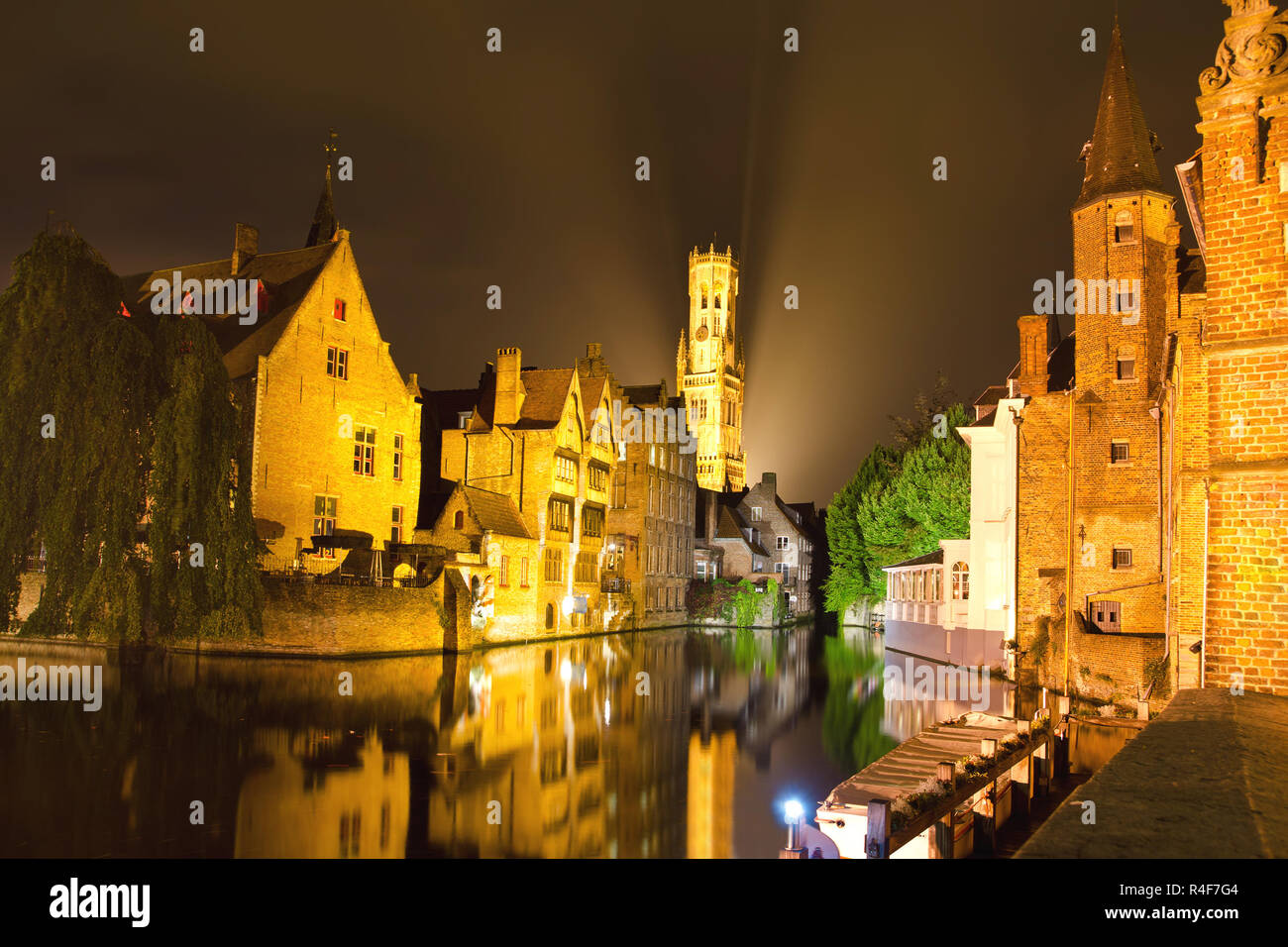 beautiful night cityscape at bruges, belgium Stock Photo - Alamy
