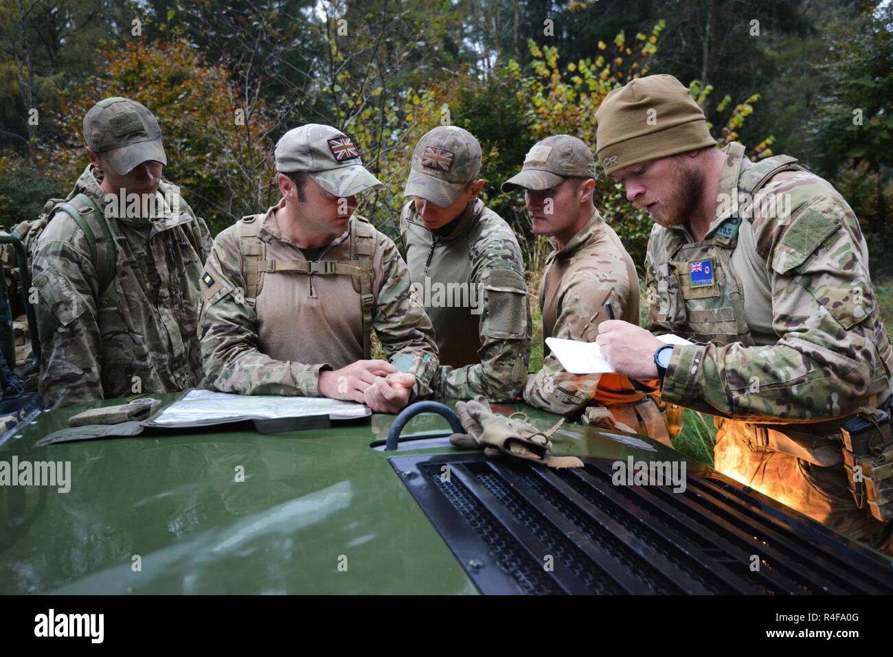 U s army british soldiers hi-res stock photography and images - Alamy