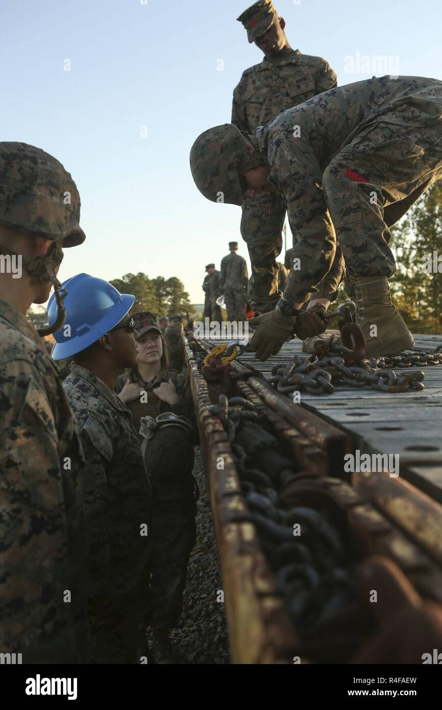 Army railroad operations hi-res stock photography and images - Alamy