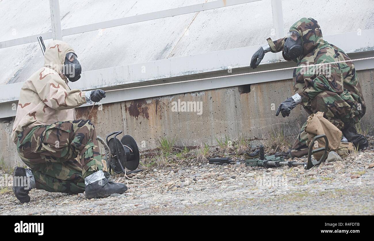 U.S. Soldiers assigned to 53rd Ordnance Company (Explosive Ordnance ...