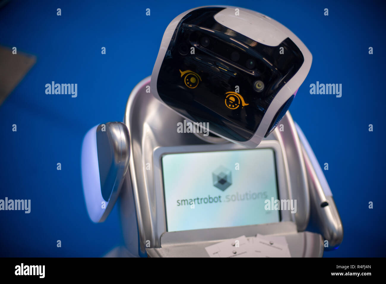 Social robotics hi-res stock photography and images - Alamy