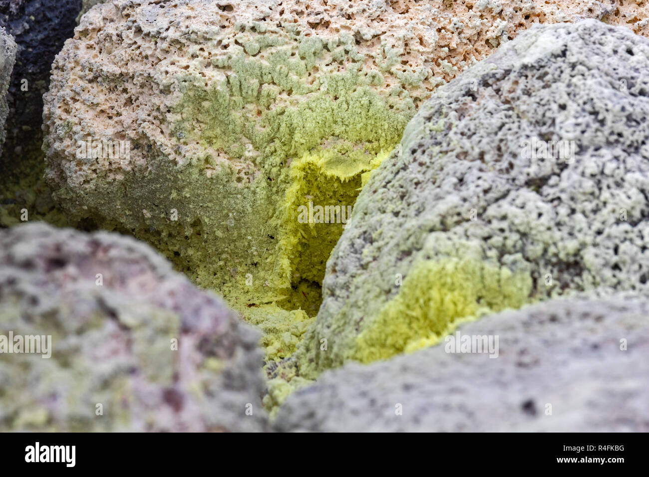Hawaii Volcanoes National Park, Hawaii - Crystals of pure sulfur at the ...