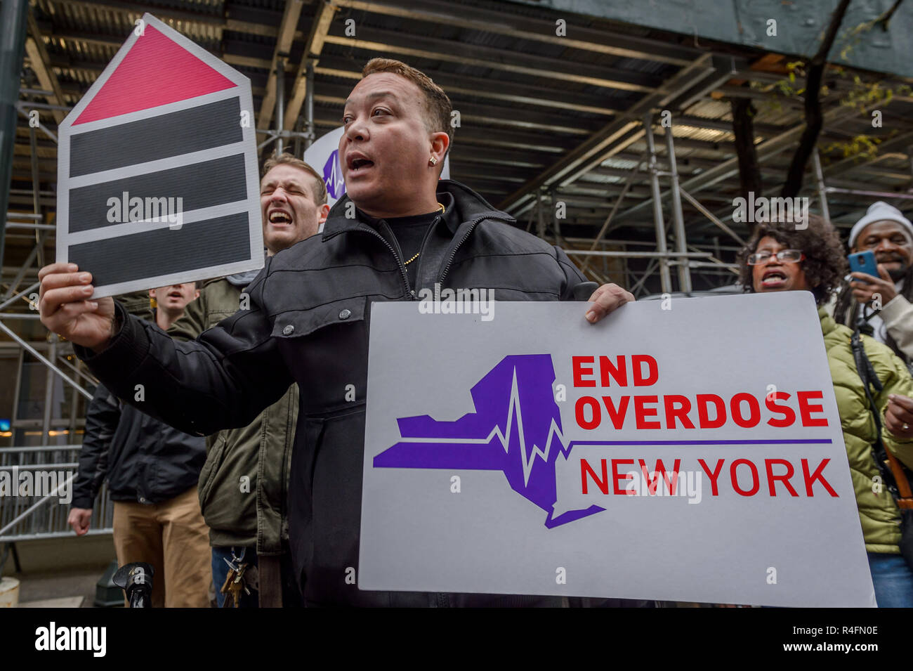 New York, United States. 26th Nov, 2018. Drug policy activists set up a ...