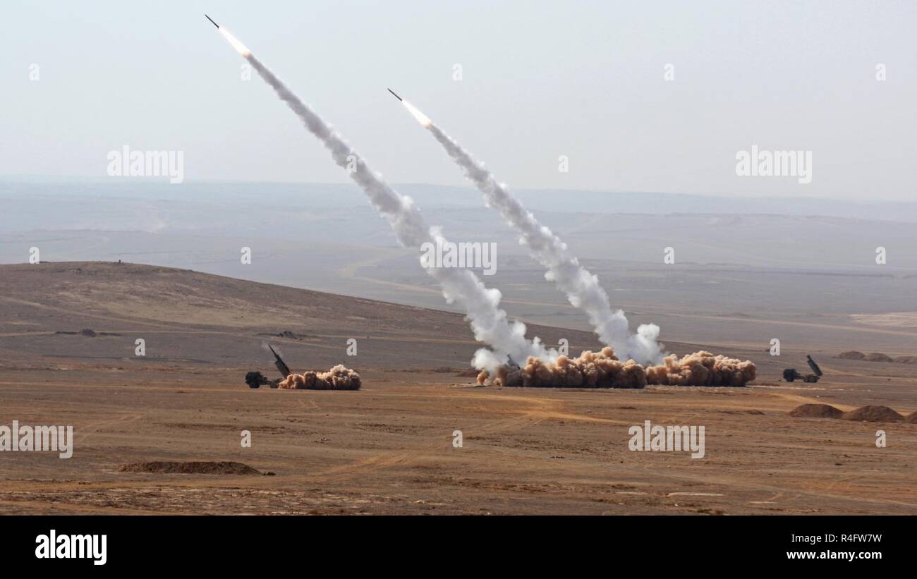 Himars hi-res stock photography and images - Alamy