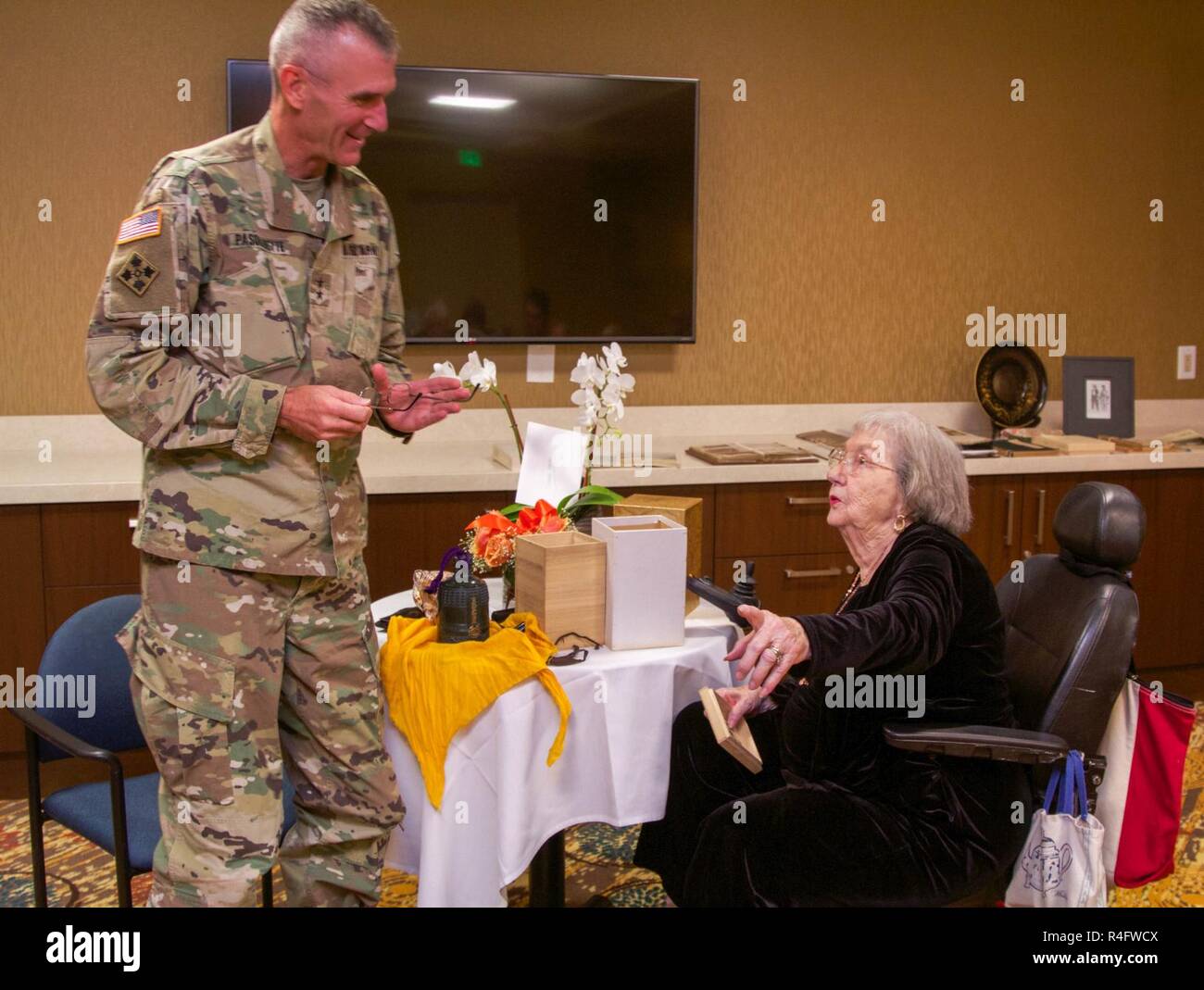 Donnie Weeks (right) speaks with Maj. Gen. James Pasquarette, U.S. Army ...