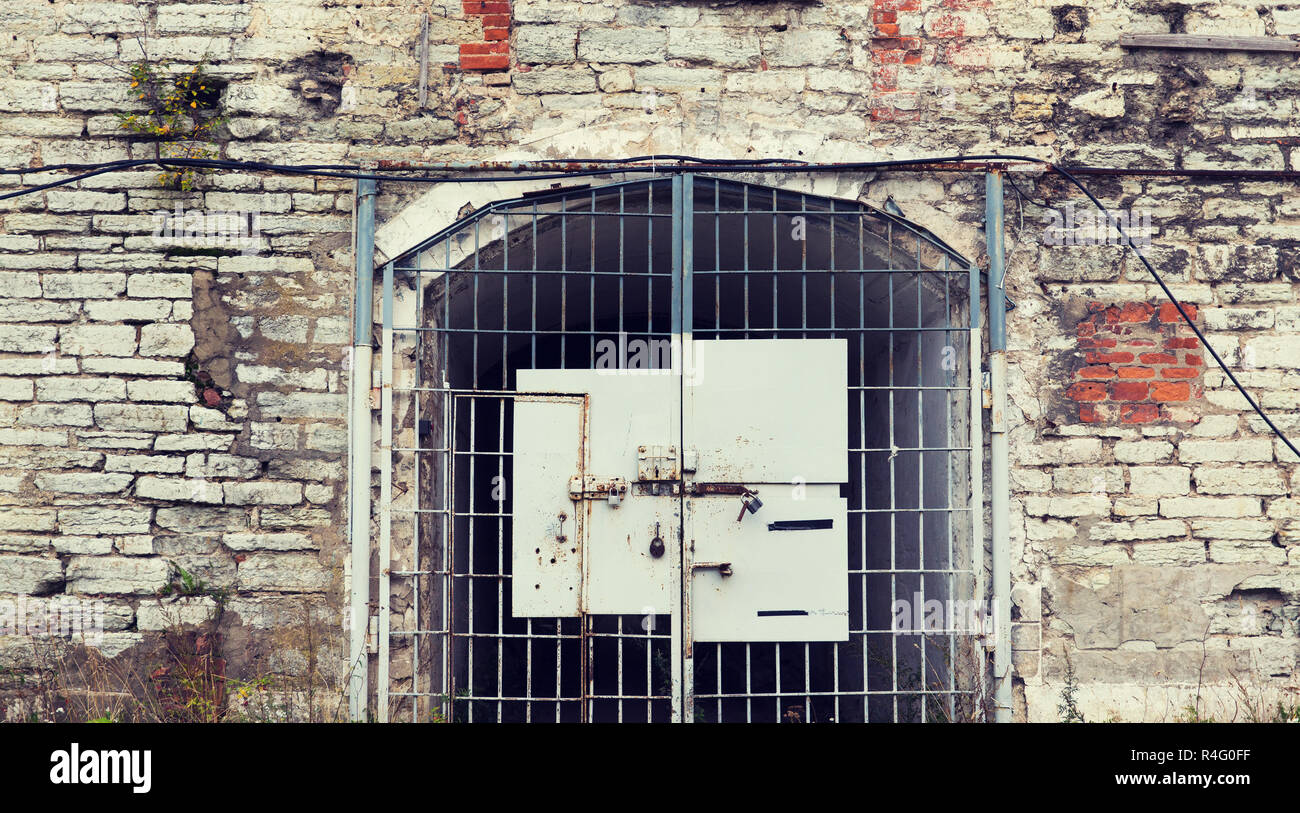 old prison gate Stock Photo - Alamy