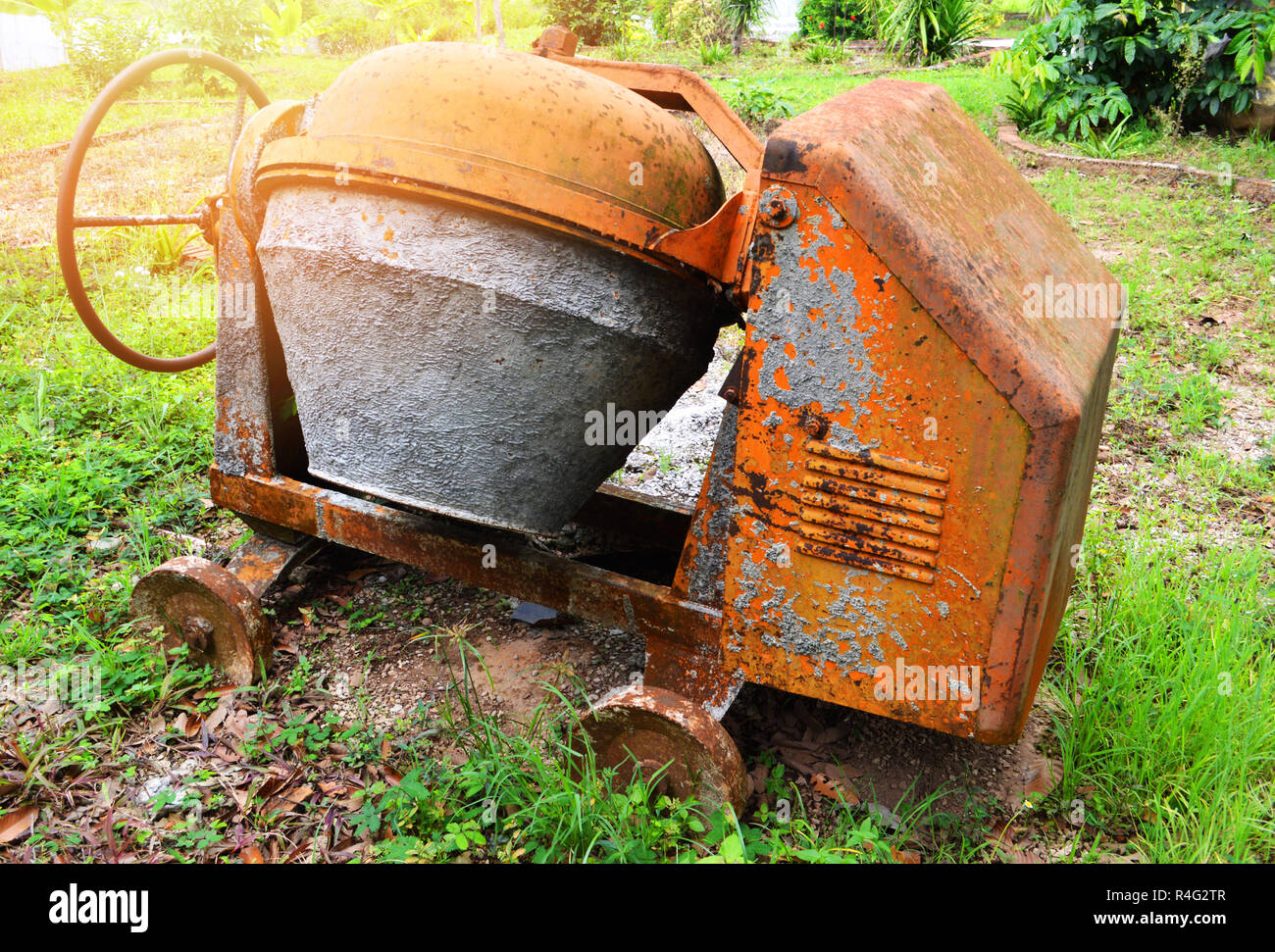 Old concrete mixer hi-res stock photography and images - Alamy